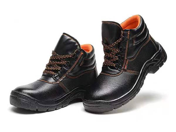 Anti-Smash Safety Shoes Protect Your Feet From Falling Objects