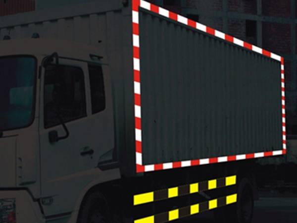 Reflective Tape – Highly Visibility Hazard Warning Tape